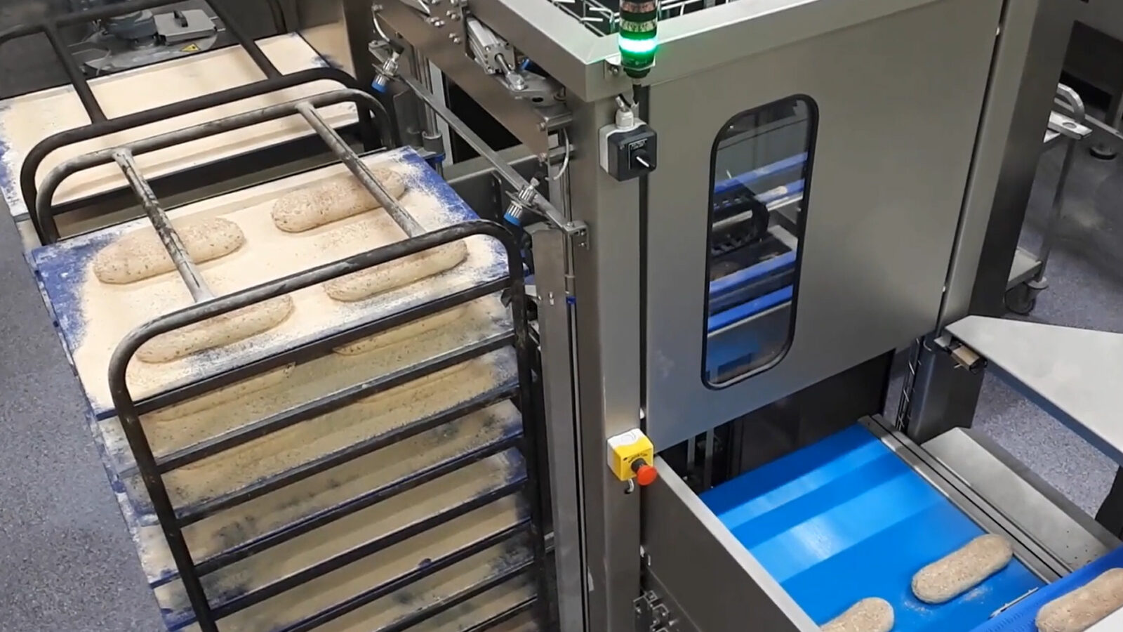 Tray Handling System