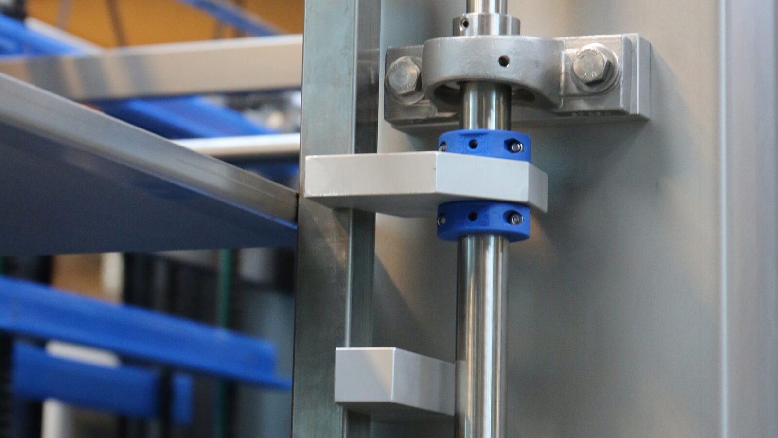 Tray Handling System