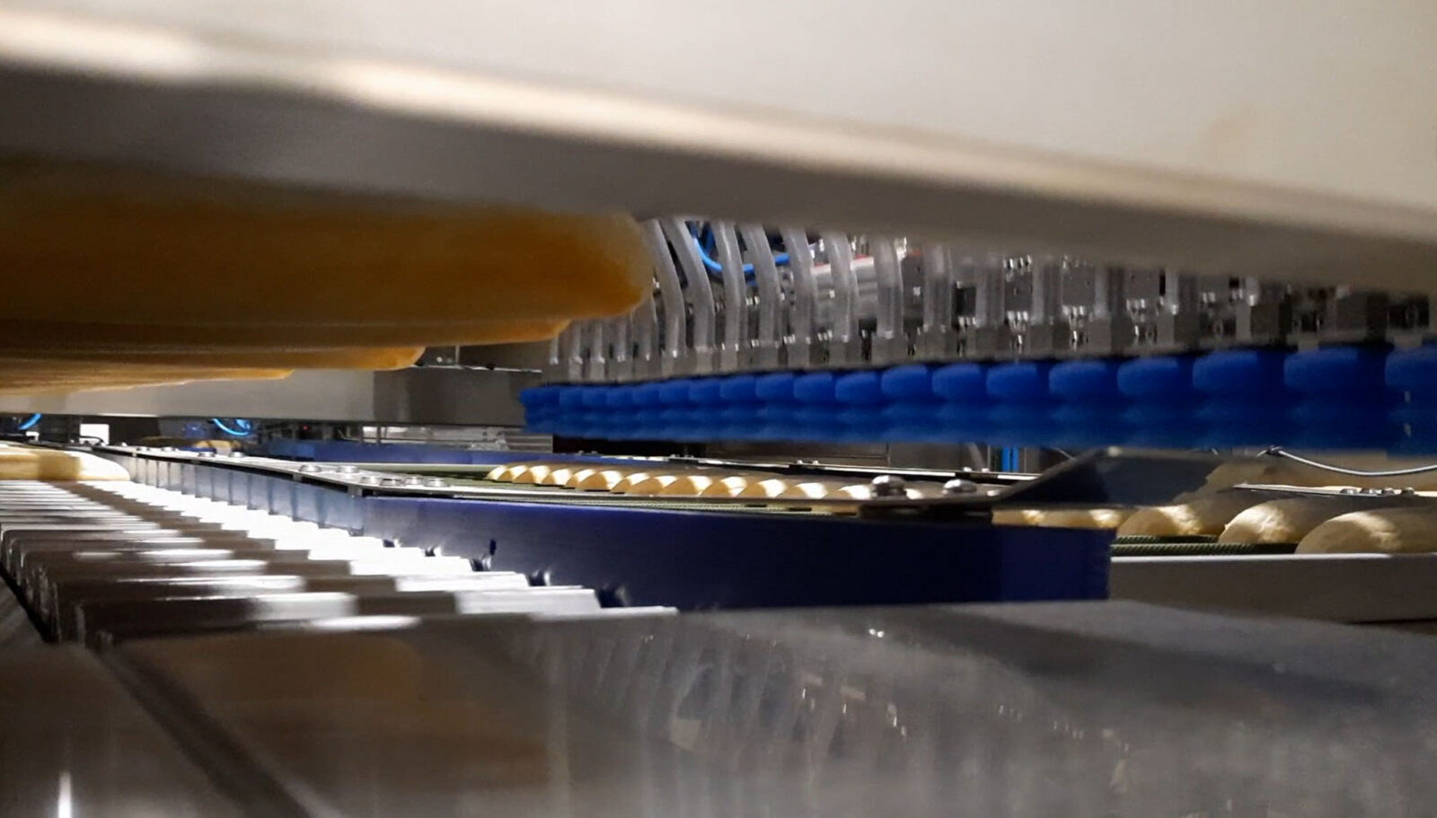 Automatic Vacuum Depanning and Loading