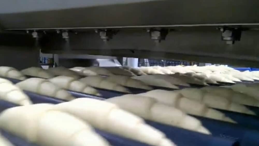 bread decoration spray unit danmatic s spray unit is designed for precise spraying of products ...